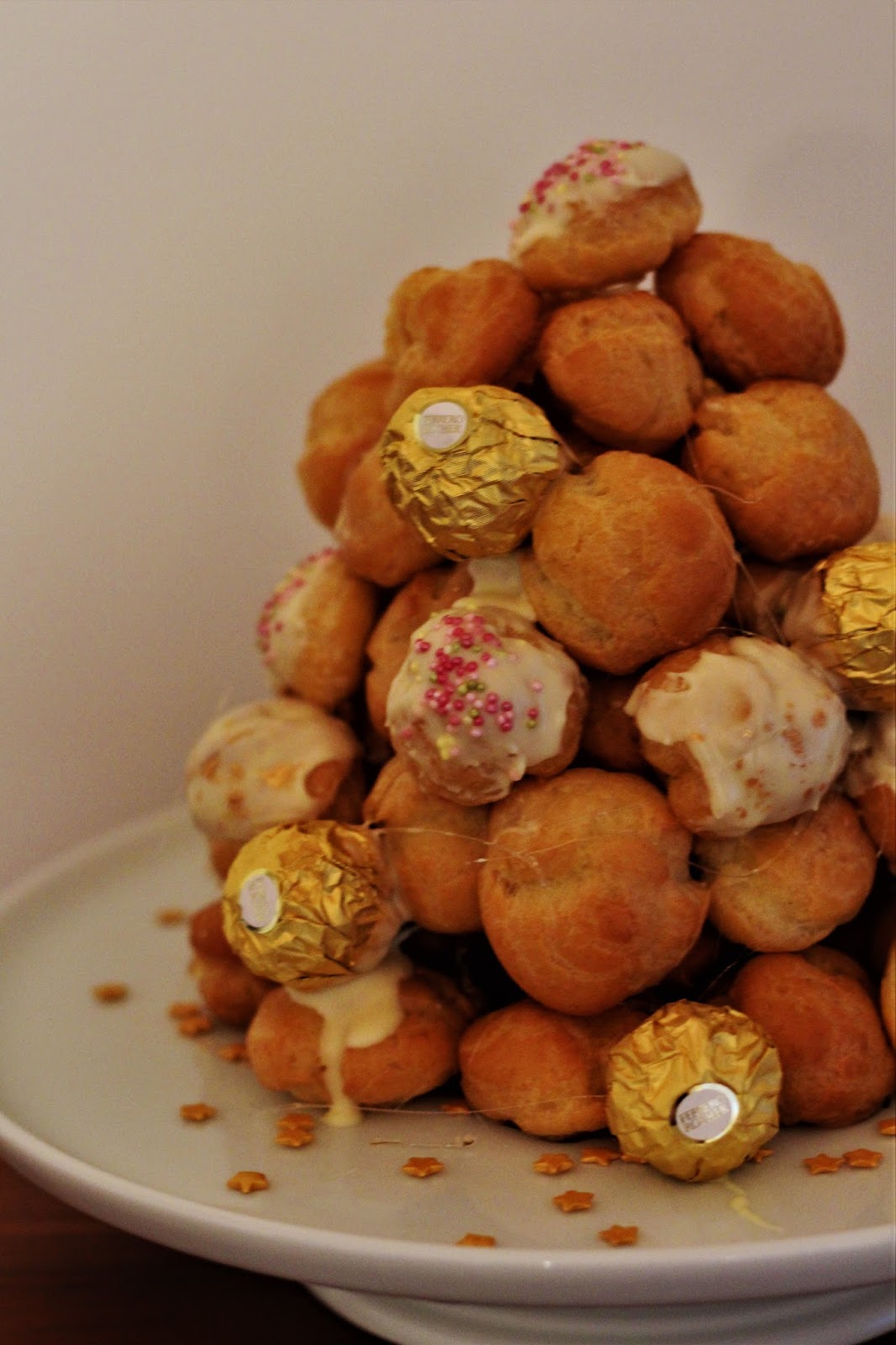 Godt nytår! Mini-croquembouche