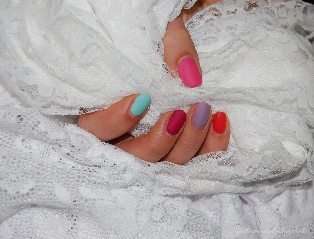 Fashion ღ Chocolate: Smarties nails