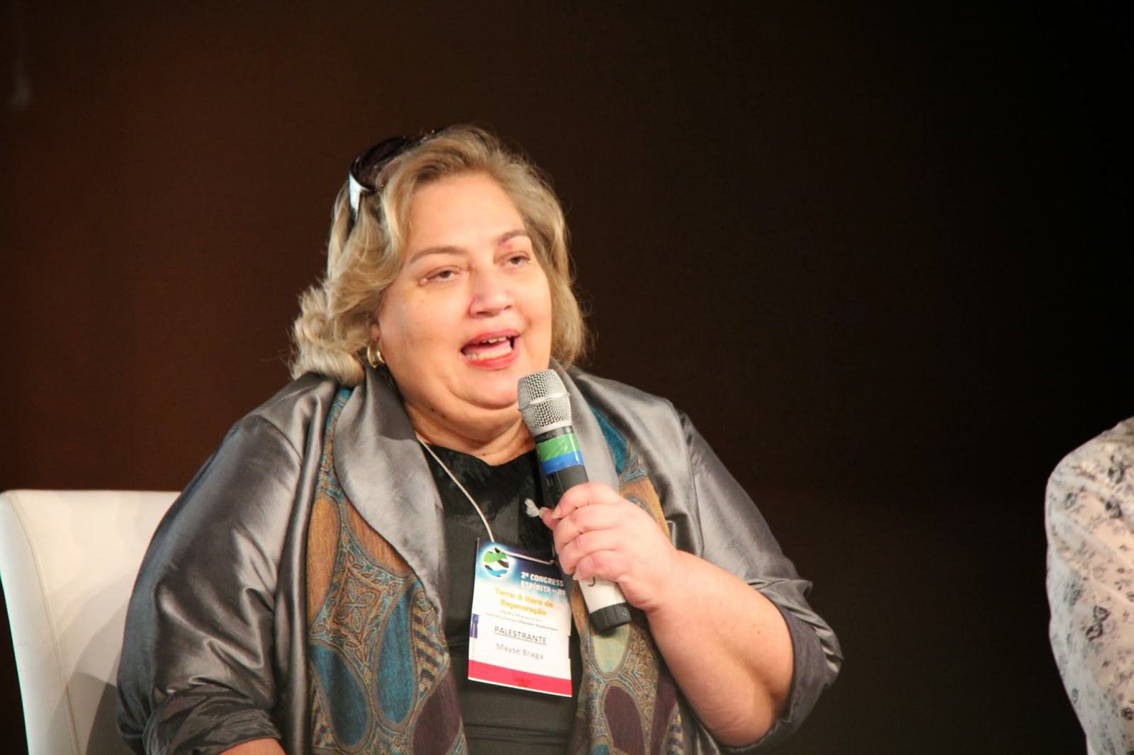 ACENDENDO AS LUZES - TEMA DA PALESTRA DE MAYSE BRAGA NA 35ª SEMANA ...