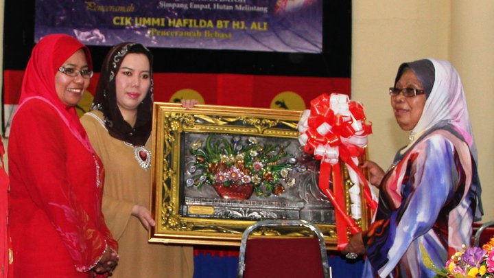 Umi Hafilda di Bagan Datoh ~ Anak Bagan Datoh Online