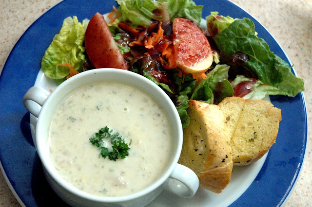 DUDE FOR FOOD: Make It A Blue Plate Dinner at RACKS