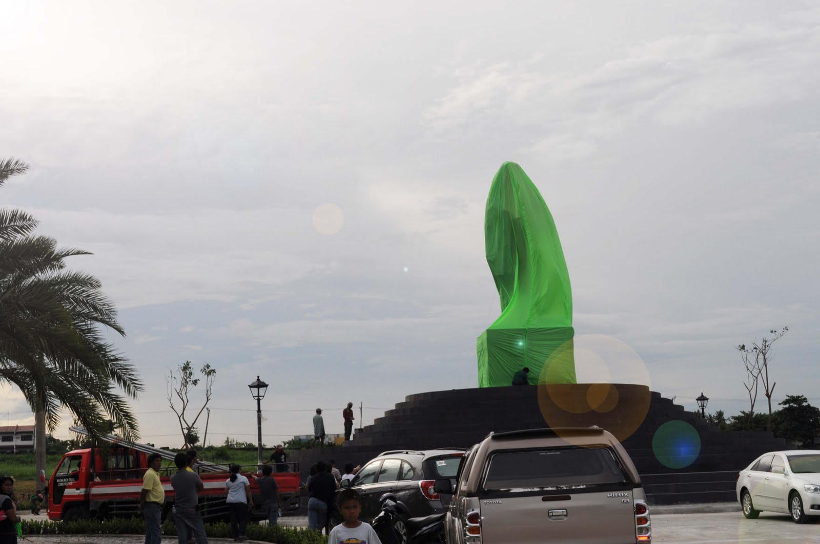 Tallest Jose Rizal Monument in Calamba City (Picture)