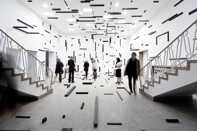 Cultural Synergy: Spatial structure, fragmentation and subversion