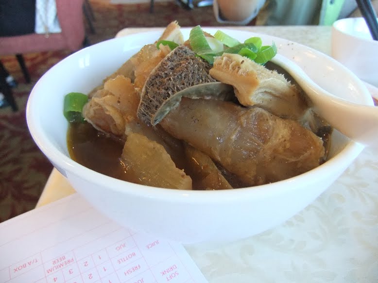 Eats Food, Hates You: Haoke Chinese Seafood Restaurant