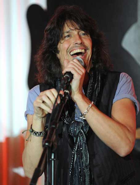 Music N' More: Hot Man Friday- Kelly Hansen