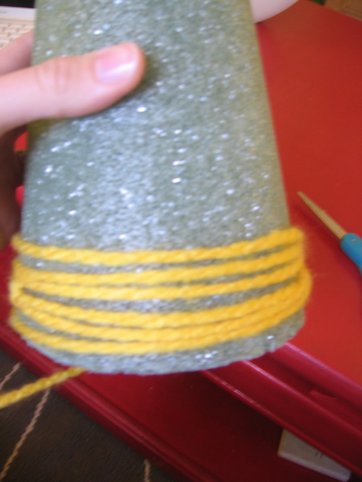 The Mommy Diaries: Candy Corn Decor {a tutorial!}