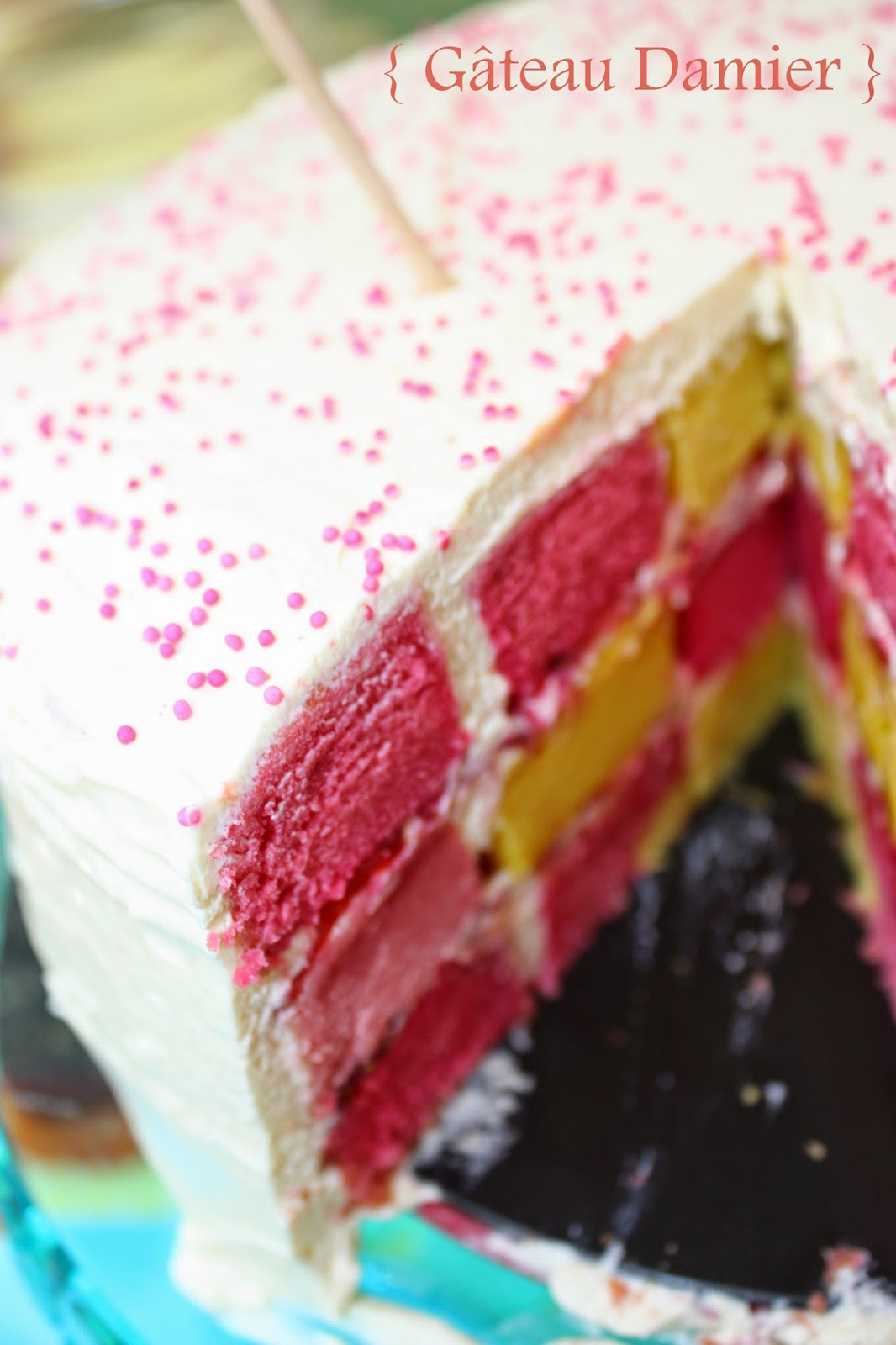 Pop, Cakes, etc...: Cake damier vanille fraise