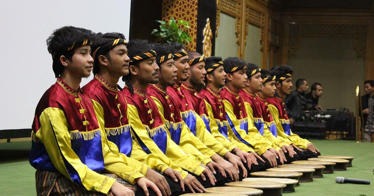 Tari Rapai Geleng Aceh Meriahkan Penutupan Festival Film Indonesia di ...