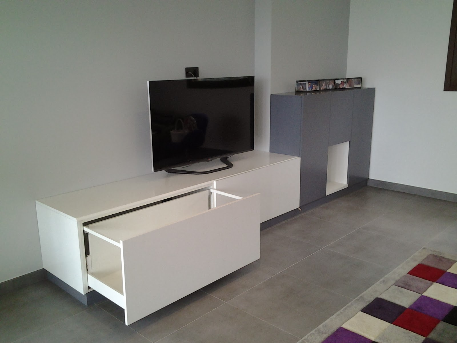 CARPINTERIA AGUETE: mueble salón lacado.