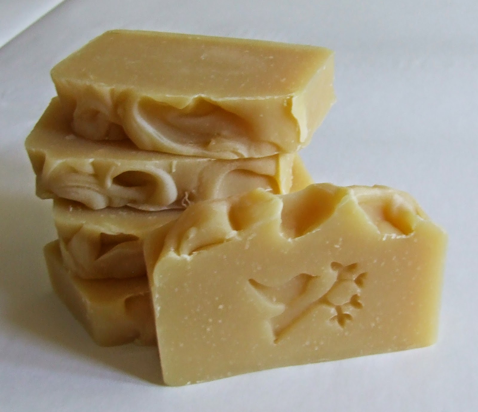 Benke Erika - Szappanok, természetesen... www.benkeerikaszappan.hu ...