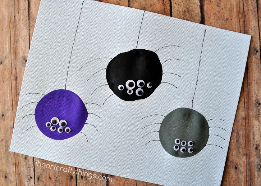 Balloon Print Spider Craft For Kids - I Heart Crafty Things