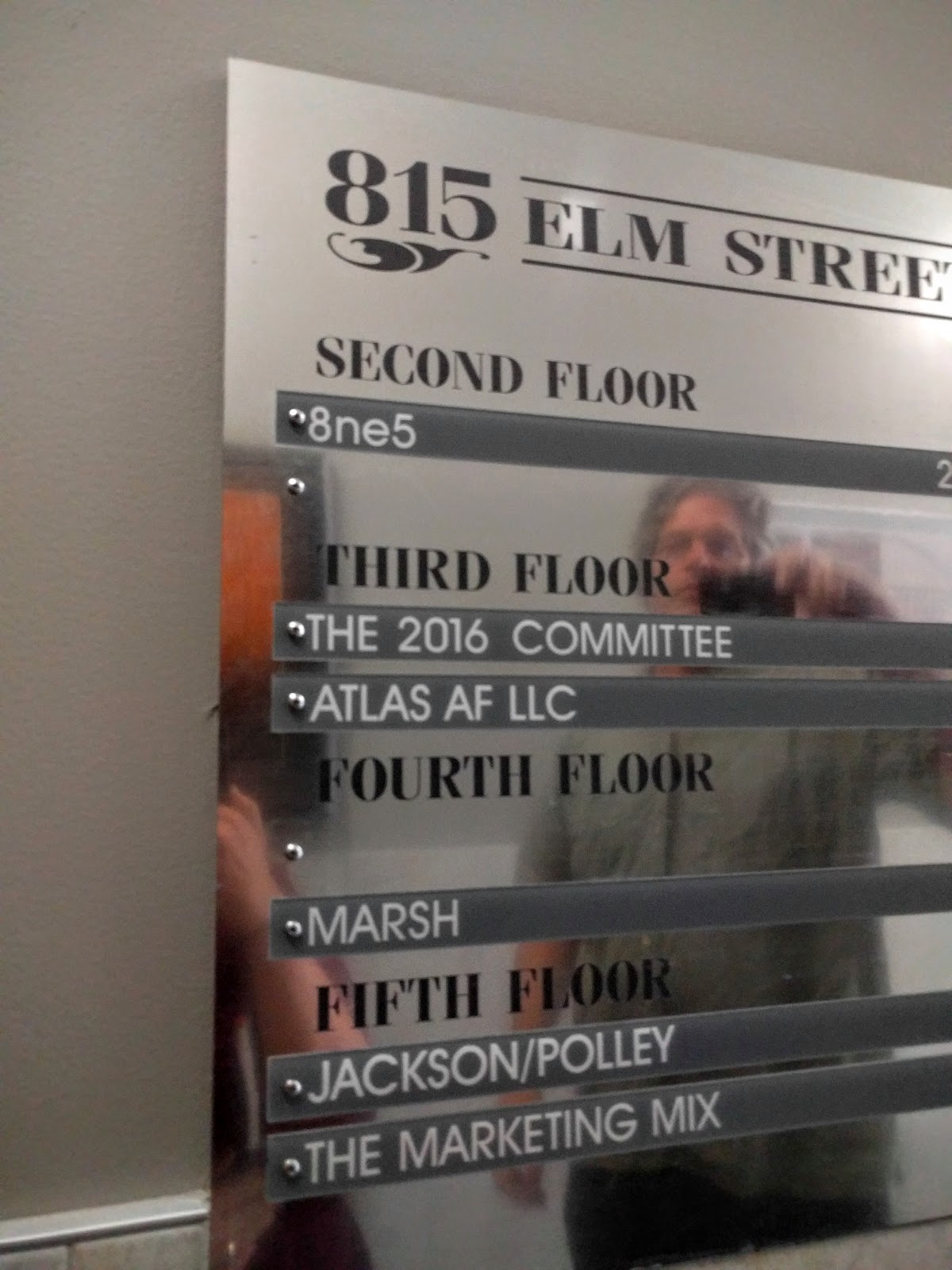 Dean and Mindy walk into a bar: We walk into a bar in New Hampshire