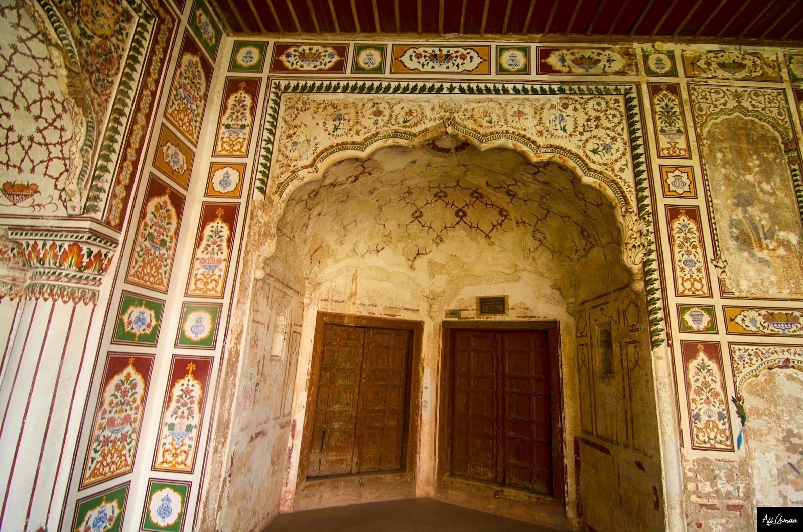 Ali Usman Baig : Havelis of Khushal Singh and Dhian Singh also known ...