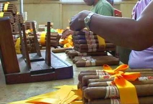 Fanal Cubano: A los famosos puros cubanos se les abre una oportunidad ...