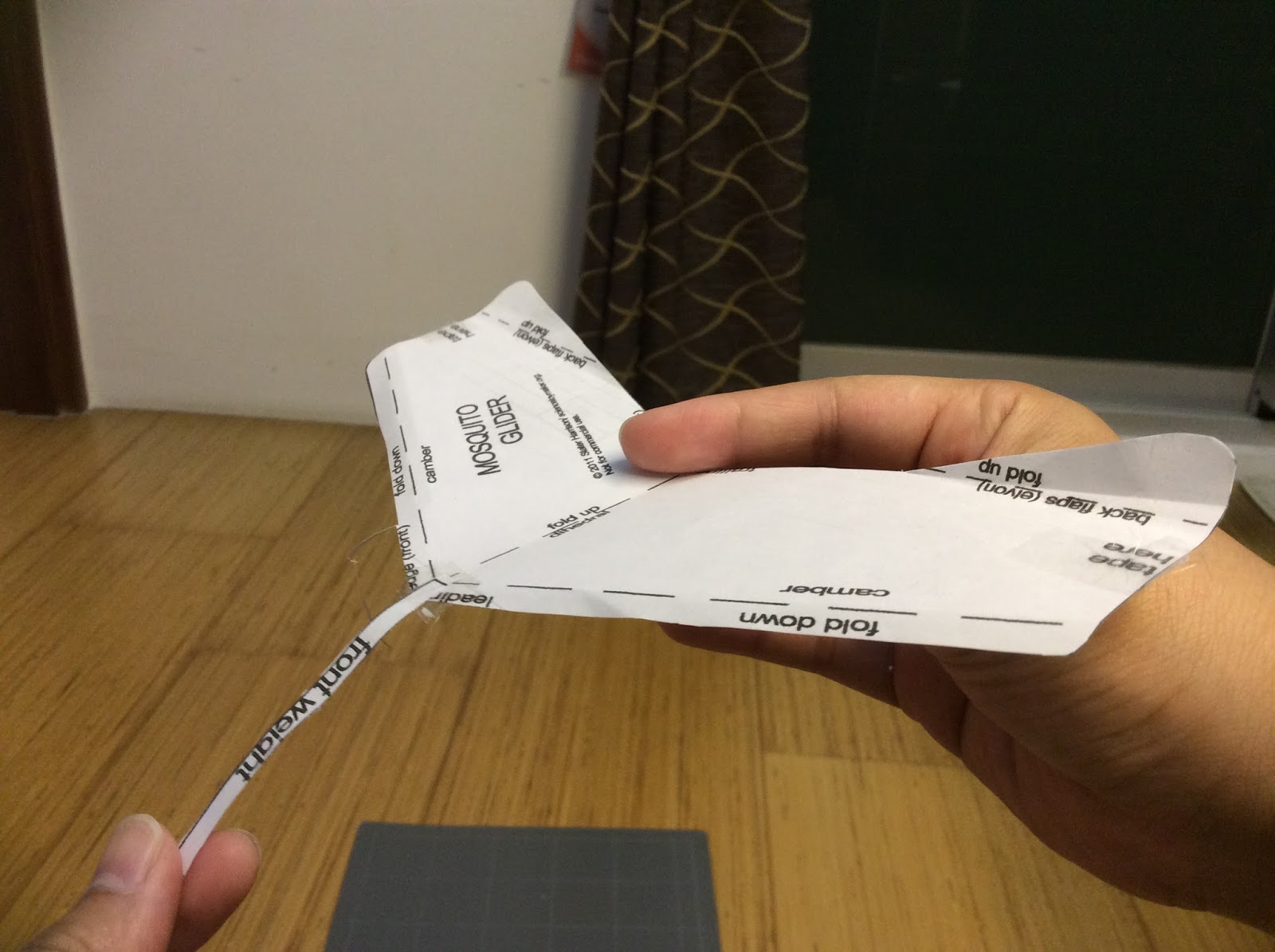 Nelson's Foam Airplanes: How to make a Styrofoam paper airplane? ˋ/ㄧ