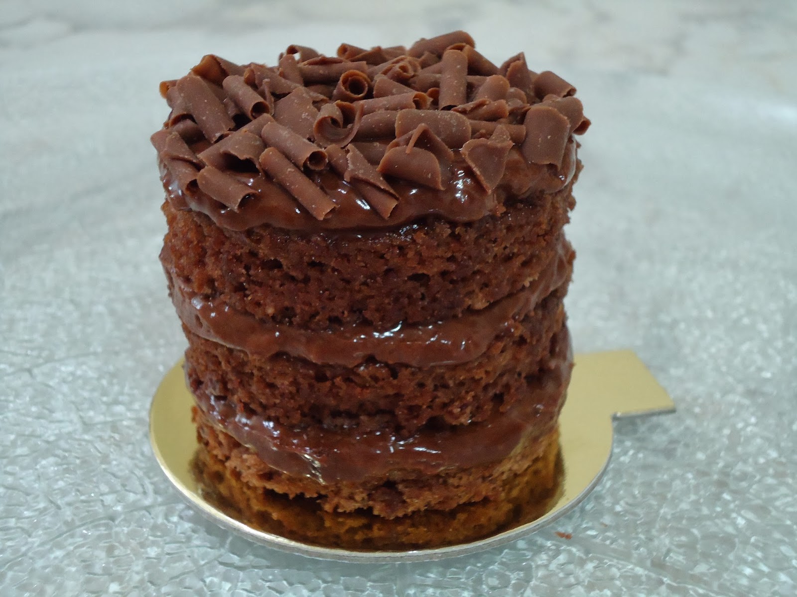 Brigadeiros Factory: Mini torta mousse de chocolate belga