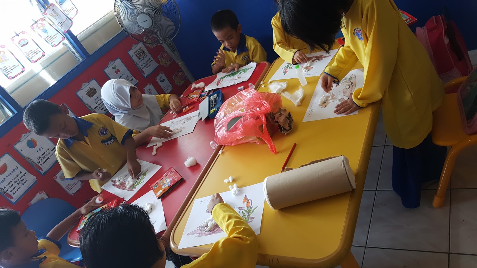 Gerbang Ilmu Tabika Perpaduan : Jom buat Kolaj Haiwan Jinak