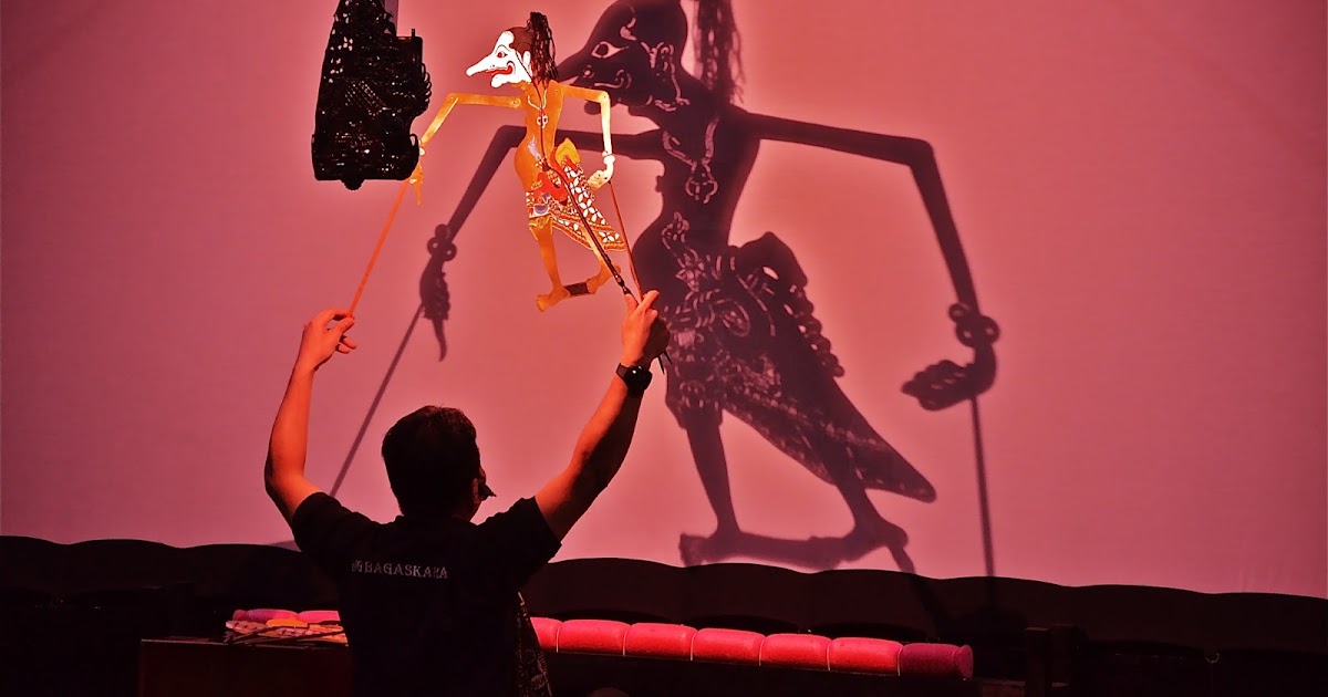 Seni Budaya Indonesia: SHADOW PUPPETS