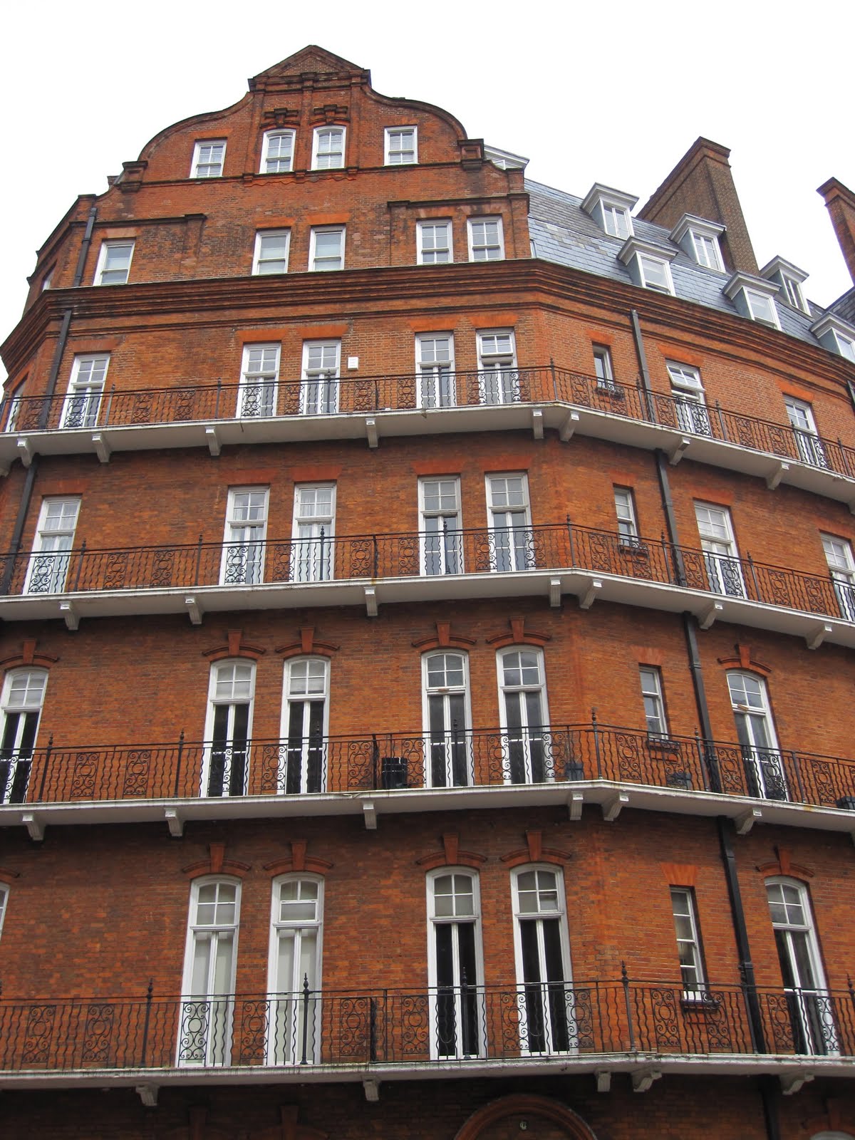 History and Architecture of London