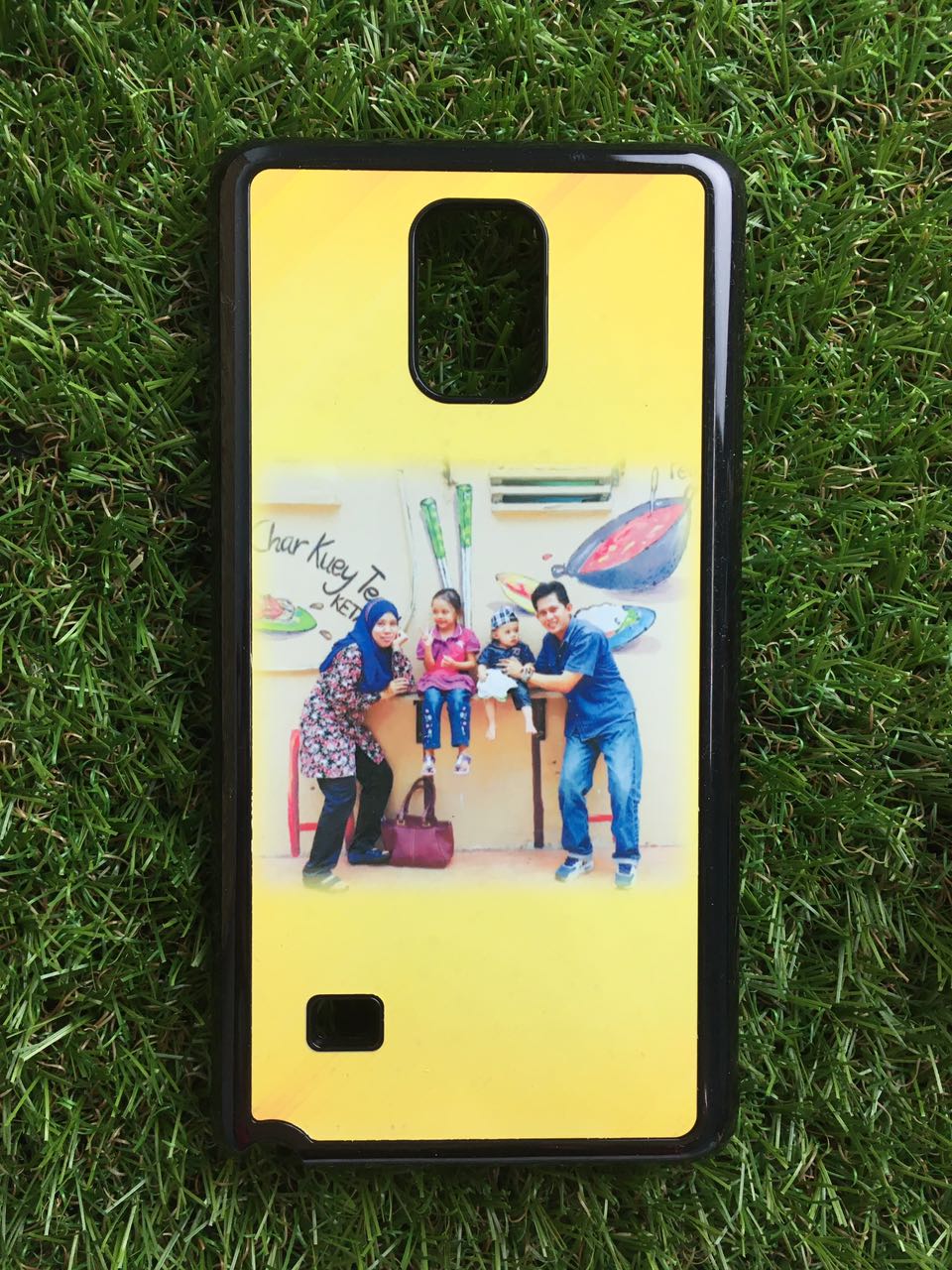 Abadikan Kenangan di Phone Casing Anda