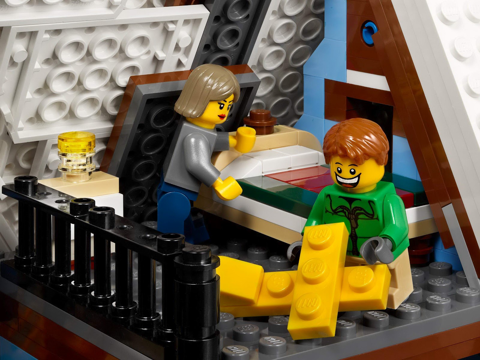 LEGO gosSIP: 310712 LEGO 10229 Winter Village Cottage picture