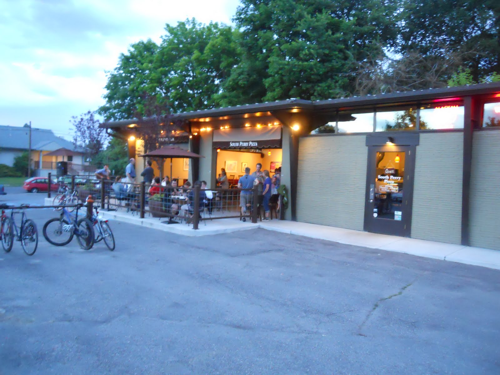 Tasty Trek: South Perry Pizza