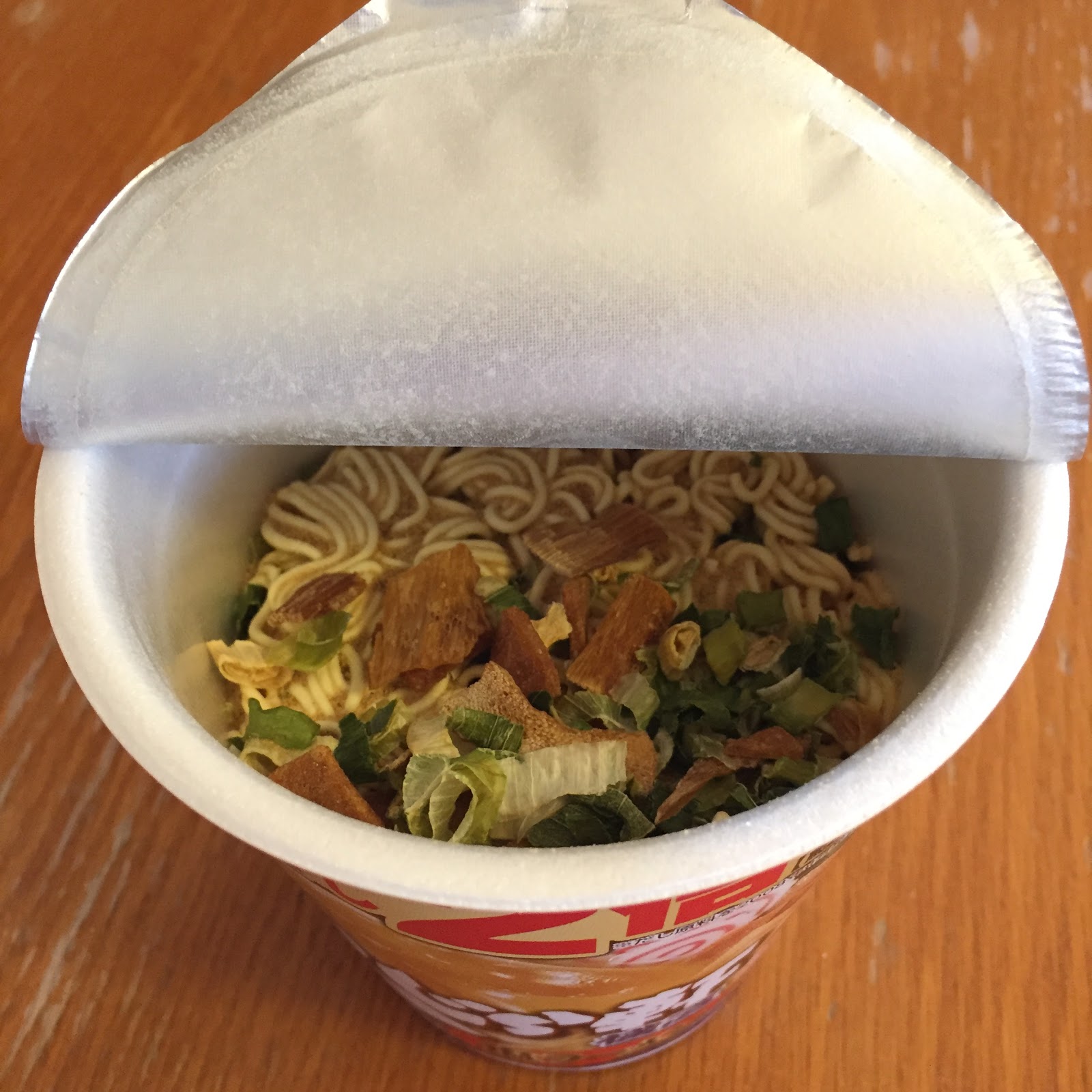 Famous Ramen Shop Kujira-ken Salt Double Seafood Stock Cup Ramen