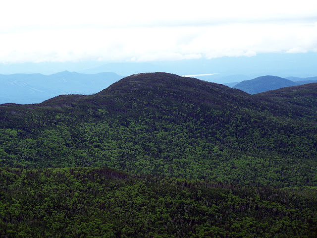 Hiking in the White Mountains: Mount Isolation (4,004 feet)