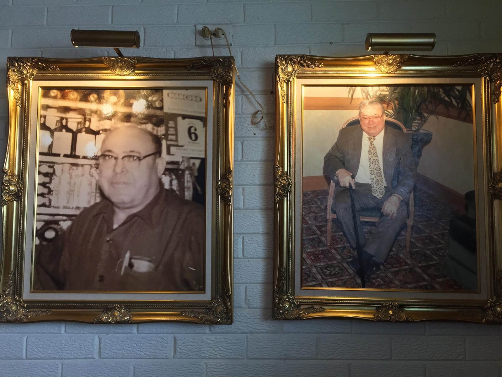 Wayne Allen Sallee: VITO & NICK'S, MAY 2018: best pizza in Chicago ...