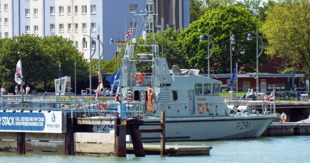 Clyde Naval Gazing: HMS Puncher