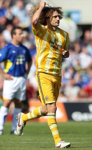 The Best Footballers: Fabricio Coloccini plays for the Argentine ...