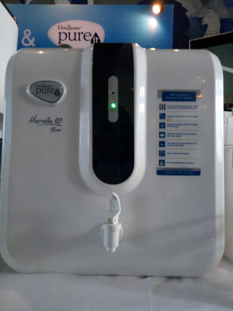 ANDIYANI ACHMAD: Give your Pure Love with PureIt Water