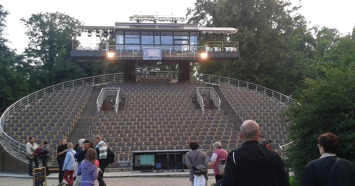 kulturníM: Otáčivé hlediště Český krumlov (provozuje Jihočeské divadlo)