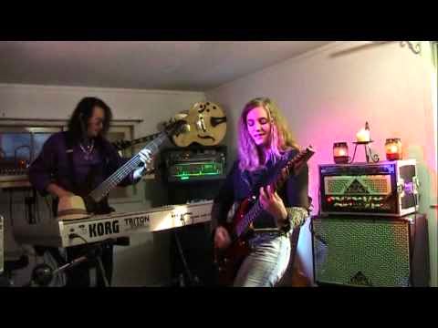 Lindy Day: solo for Queen of Strings