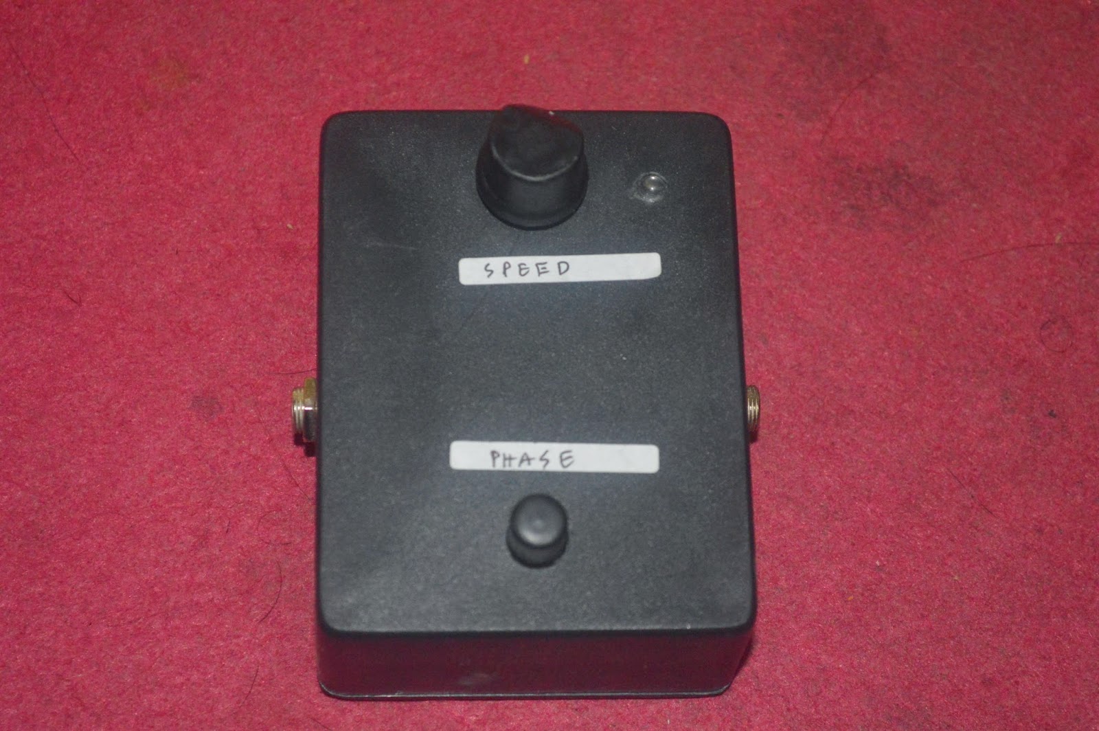 Efek gitar JOSS model Phase | efek gitar JOSS