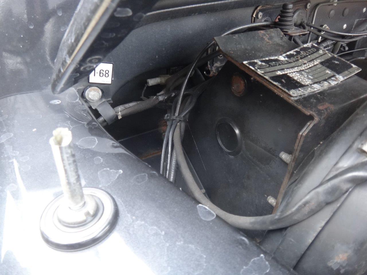 Sluggie the Defender: Radio Aerial