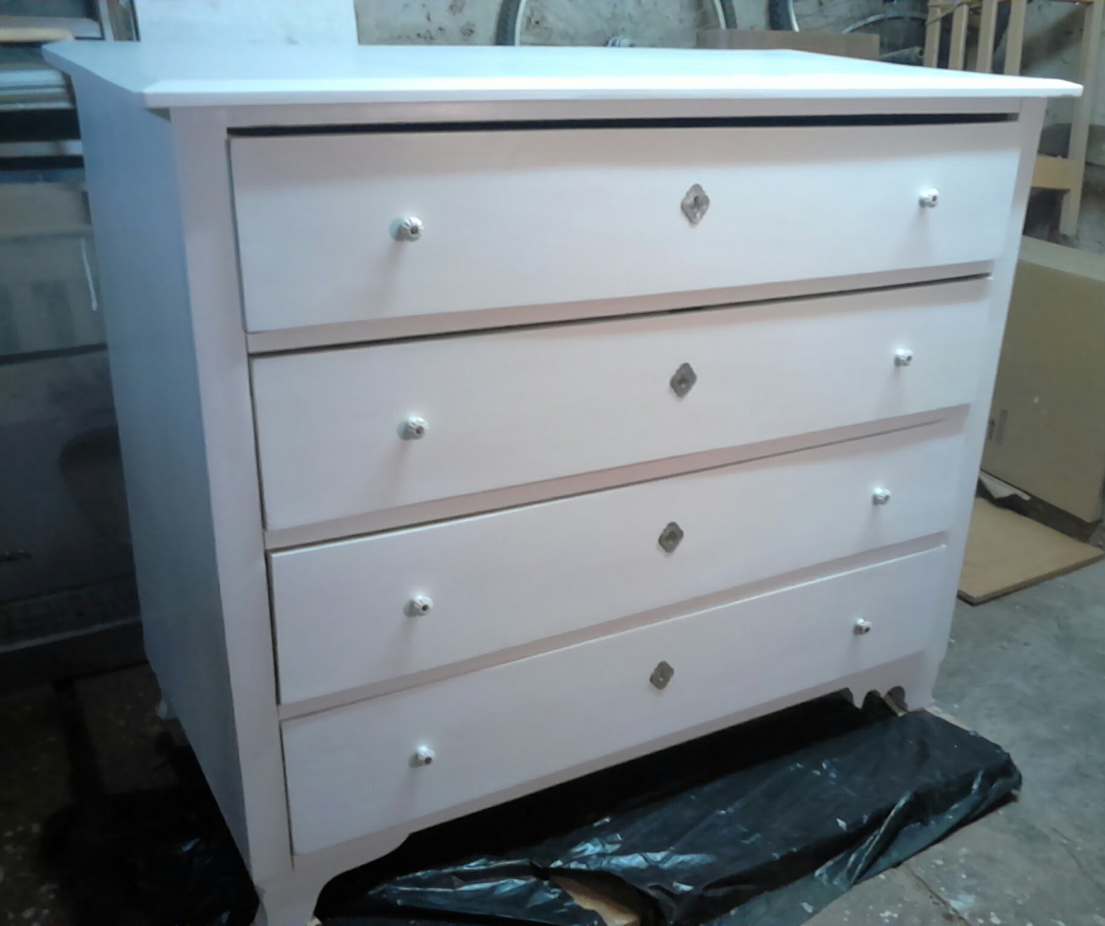 Makeover addict: Preuređenje / makeover starinske komode