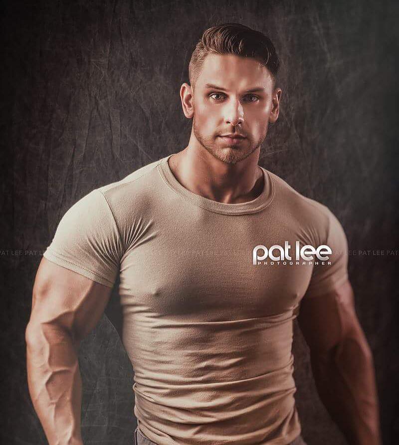 the beauty of male muscle: Chase