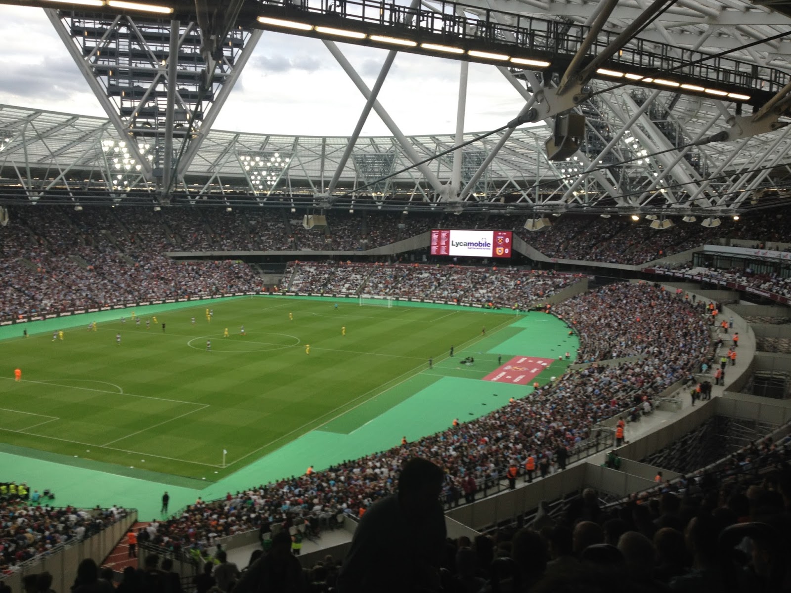 Hopping all over the World: West Ham United