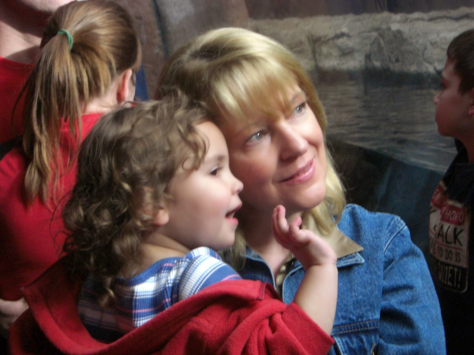 Dr. Sally Spencer-Thomas: Randi Wood Honored as Volunteer of the Year