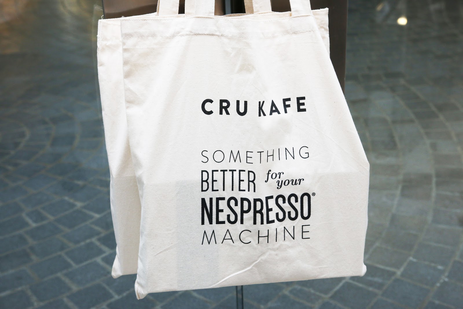 FASHION IN OSLO: Crush for CRU Kafe coffee capsules