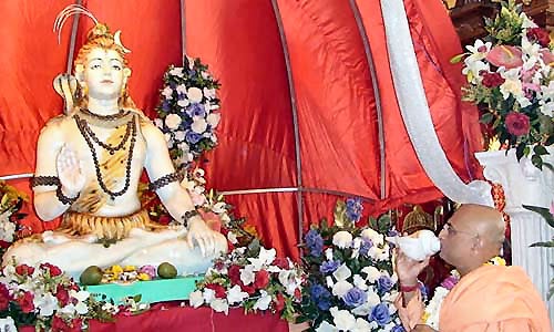 Why ISKCON should not worship Shiva? Prabhupada's Point of View ...