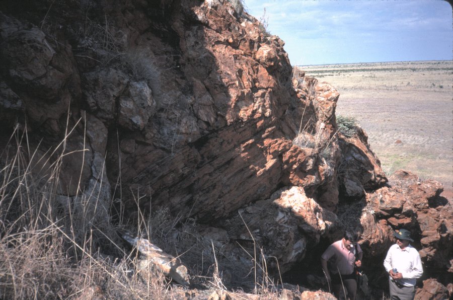 LEUCITE HILLS, WYOMING - lamproites & gemstones