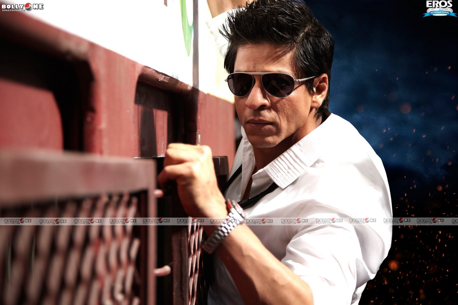 Ra.One Movie Shahrukh Khan Wallpapers , images, Kareena Kapoor , Photos ...