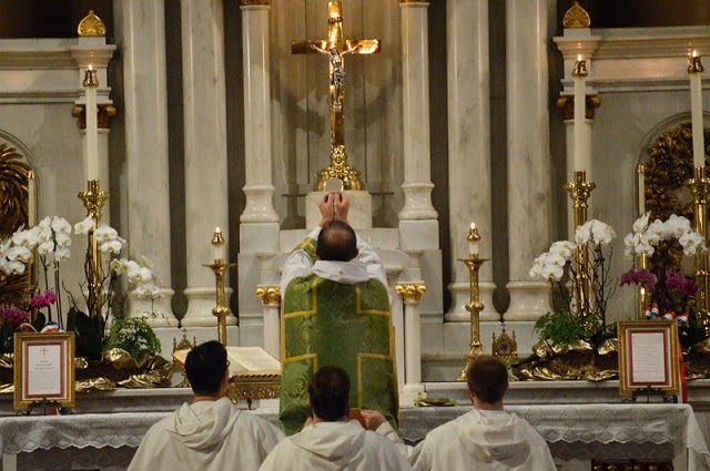 CATHOLICVS: Primera Misa de un misacantano en el Rito Dominico ...
