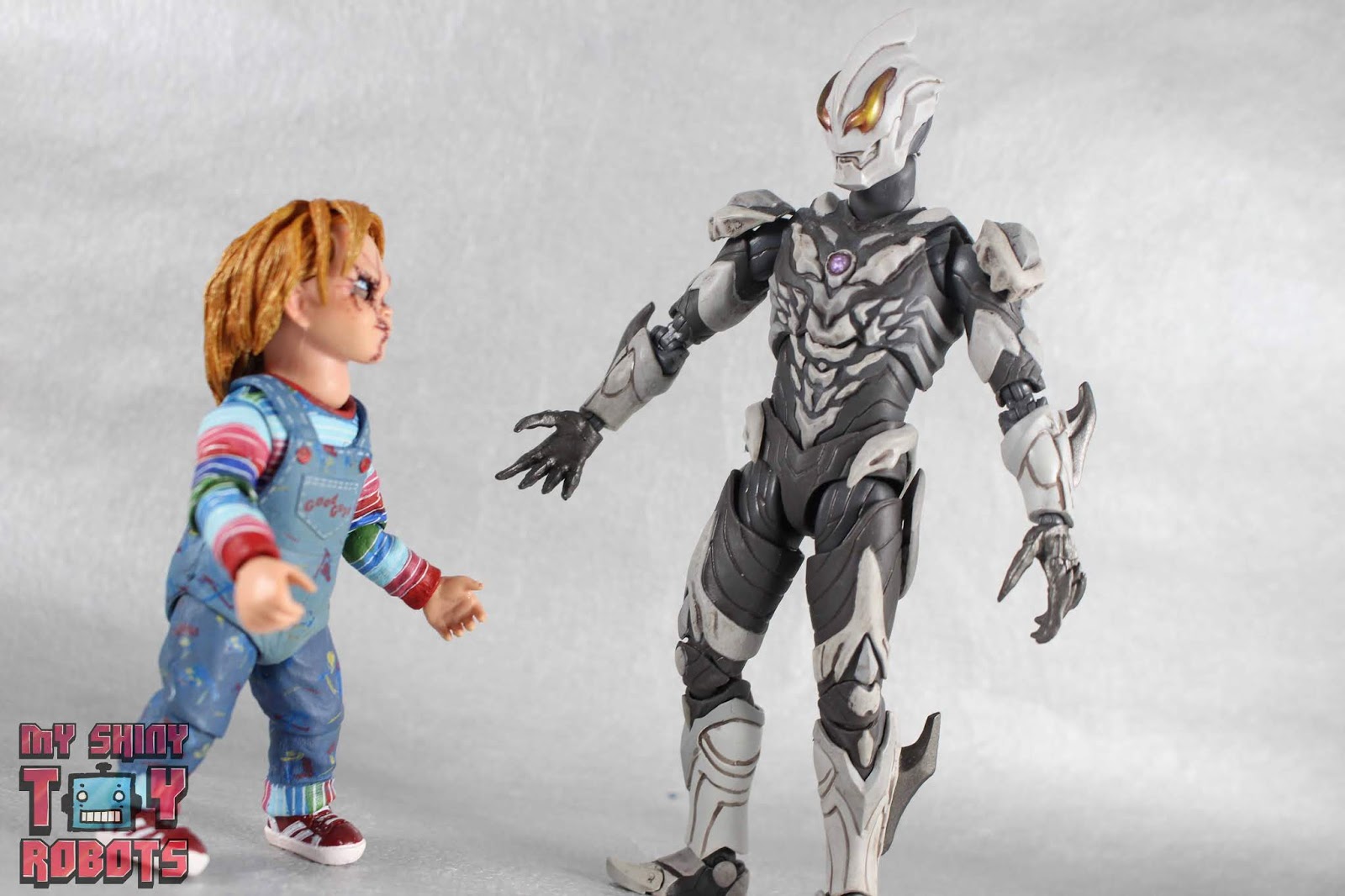 My Shiny Toy Robots: Toybox REVIEW: NECA Ultimate Chucky