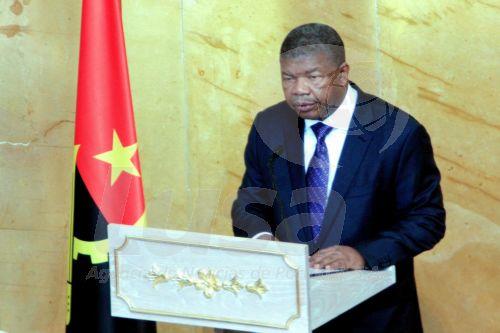 Conosaba do Porto: PRESIDENTE DE ANGOLA FELICITA BOLSONARO E DESEJA ...