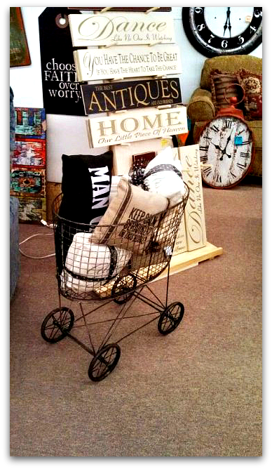 Lace Crazy: Pics from a cute gift shop...