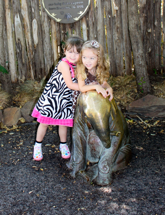 Milla's Many Adventures: Zoo with the Rudd Girls...