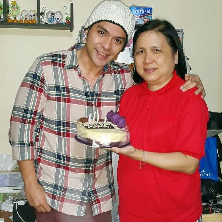 Biografi Hans Hosman - Kaisar Soal